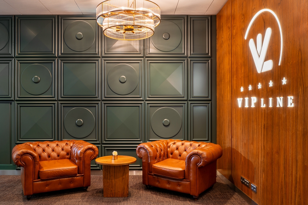 Lotnisko Chopina: Poczuj luksus podróżowania i zyskaj cenny czas przed ...